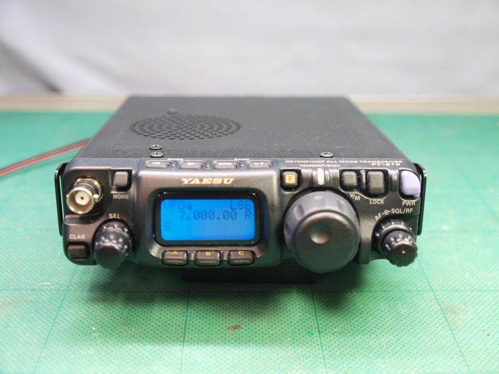 FT-818 を分解する – REPAIRFAN